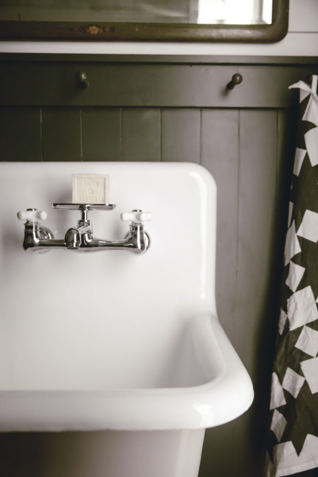 Vintage Inspired Plumbing Fixtures from Vintage Tub & Bath • Old Soul Blog