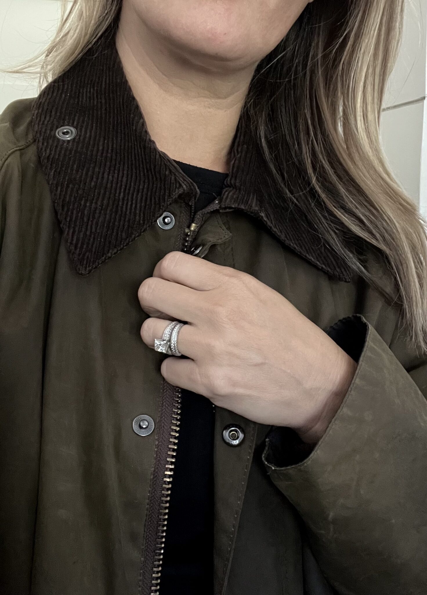 Embrace the Classic Barn Jacket Trend for Women This Fall/Winter ...