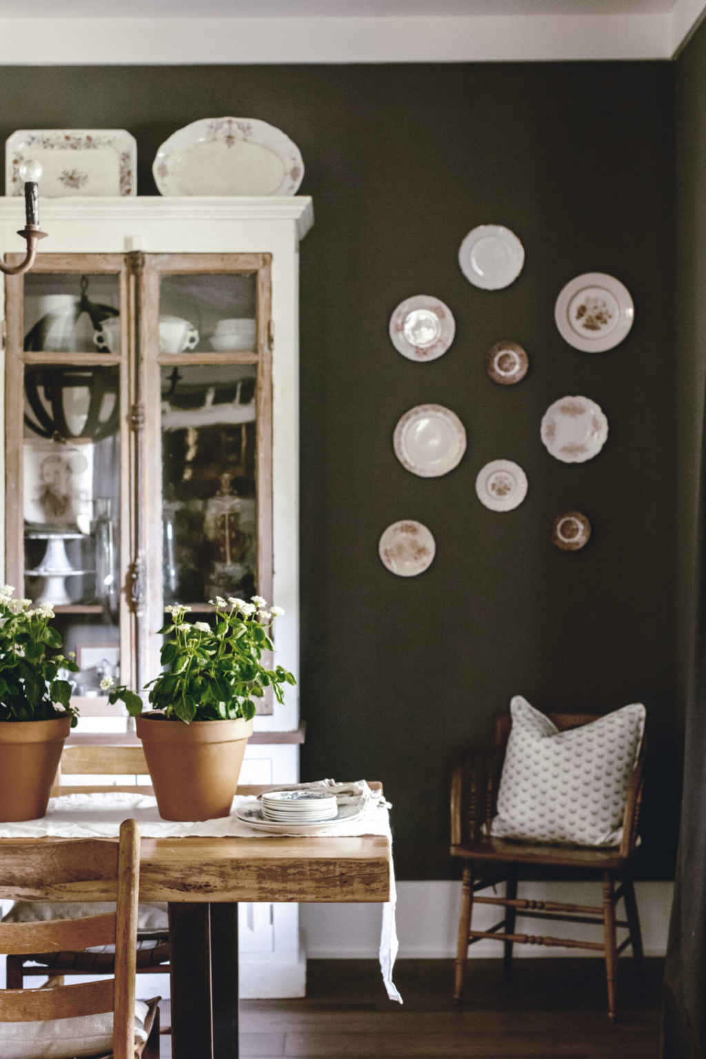 What is Modern Heritage Interior Design? • Heirloomed Blog