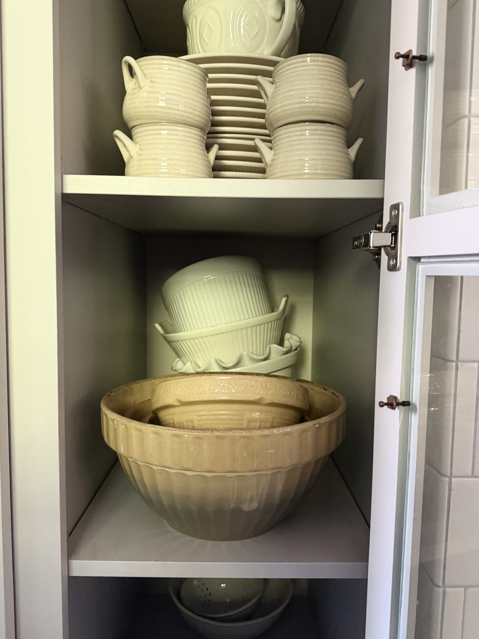 What Is Yellow Ware? A Guide to Its History and Value • Old Soul Blog