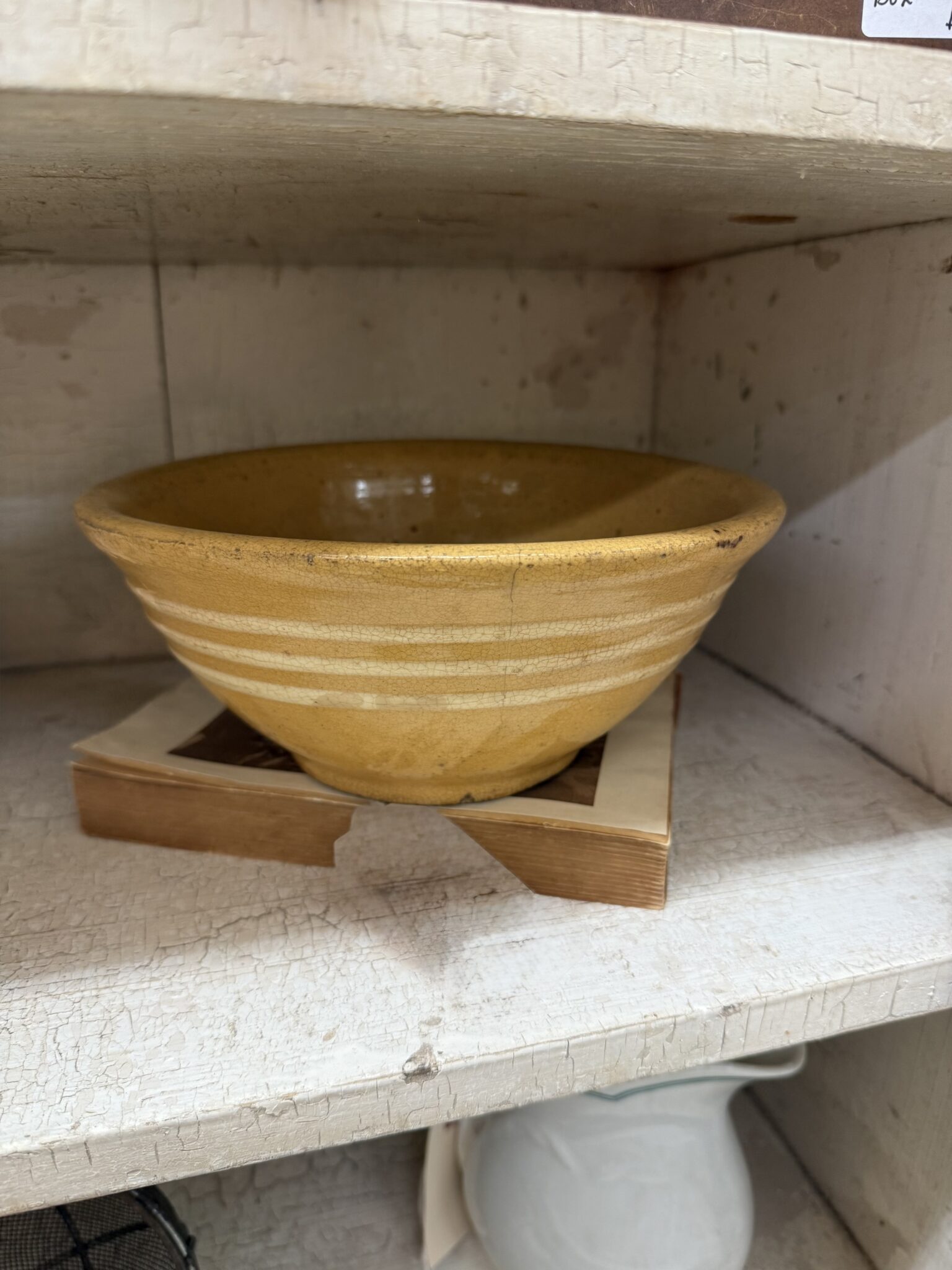 What Is Yellow Ware? A Guide to Its History and Value • Old Soul Blog